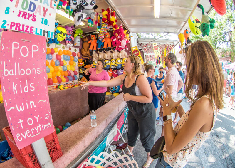 Retro on Roscoe 2019 – Roscoe Village Neighbors