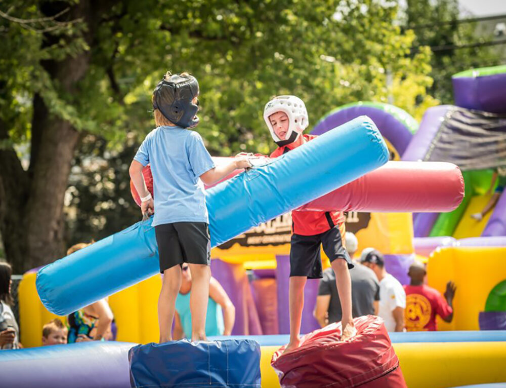 Check out the lineup for Retro on Roscoe 2025 – Roscoe Village Neighbors